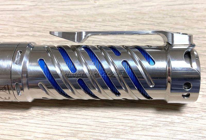 ACE BEAM(エースビーム)E70の魅力を徹底解説! 防災用ライトに最適! - Mayataka BLOG